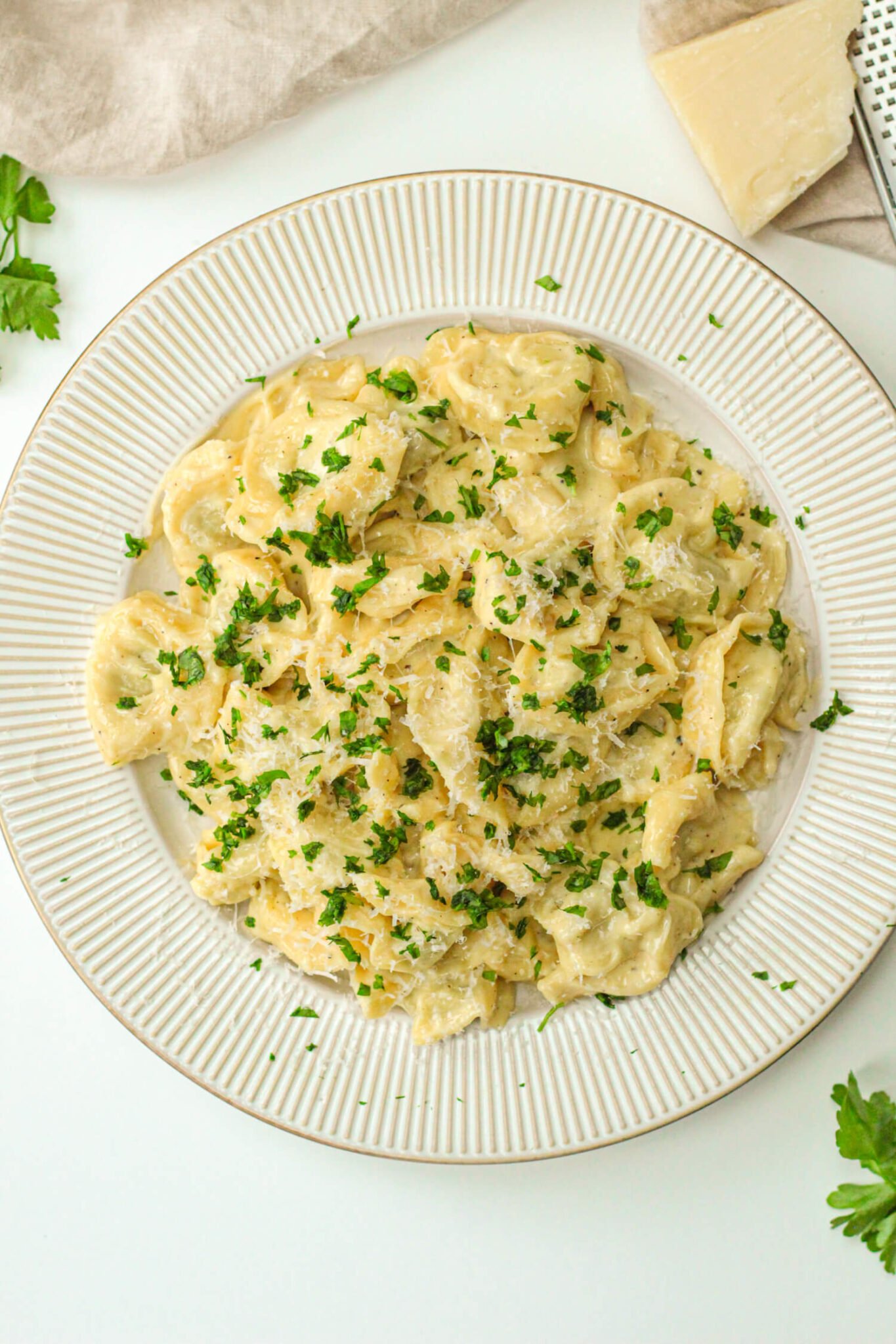 Creamy Chicken And Mushroom Pasta Bake | Good Food Discoveries