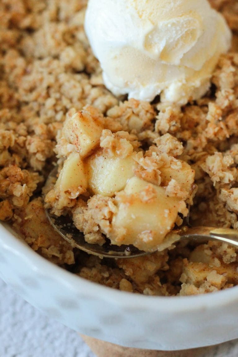 Easy Air Fryer Apple Crisp - Good Food Discoveries